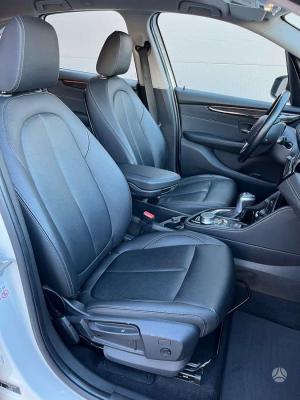 Белый БМВ 225 Active Tourer 2019 в Вильнюс, объемом двигателя 1.50 л и пробегом 83 тыс. км за 14500 €, фото 6 на AUTOMOTO.COM.LV