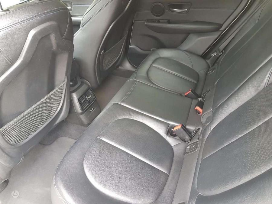 Balts BMW 225 Active Tourer 2019 Šauļi, ar dzinēja tilpumu 1.50 L un nobraukumu 186 tūkst. km par 11900 €, foto 12 vietnē AUTOMOTO.COM.LV