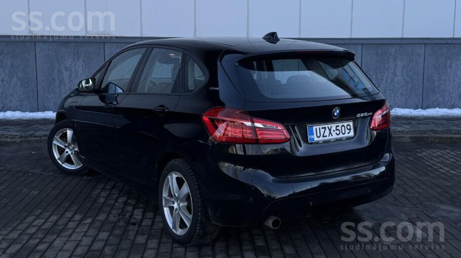 Melns BMW 225 2017 Rīga, ar dzinēja tilpumu 1.50 L un nobraukumu 119 tūkst. km par 11499 €, foto 4 vietnē AUTOMOTO.COM.LV