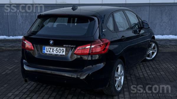 Melns BMW 225 2017 Rīga, ar dzinēja tilpumu 1.50 L un nobraukumu 119 tūkst. km par 11499 €, foto 4 vietnē AUTOMOTO.COM.LV