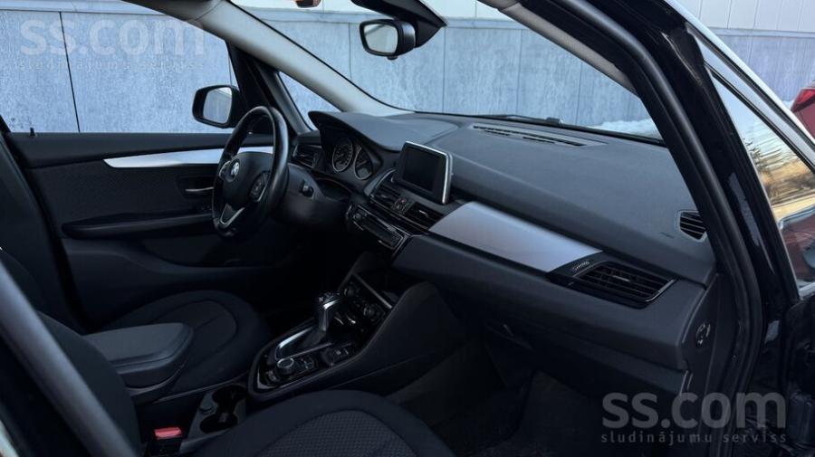 Melns BMW 225 2017 Rīga, ar dzinēja tilpumu 1.50 L un nobraukumu 119 tūkst. km par 11499 €, foto 16 vietnē AUTOMOTO.COM.LV