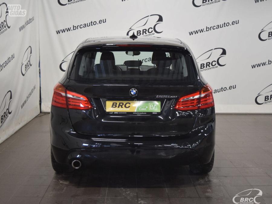Melns BMW 225 2021 Rīga, ar dzinēja tilpumu 1.50 L un nobraukumu 134 tūkst. km par 15900 €, foto 24 vietnē AUTOMOTO.COM.LV