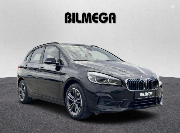 Black BMW 225 2018 in Marijampole, with an engine capacity of 1.50 L and mileage of 132 thousand km for 9250 €, photo 2 on AUTOMOTO.COM.LV