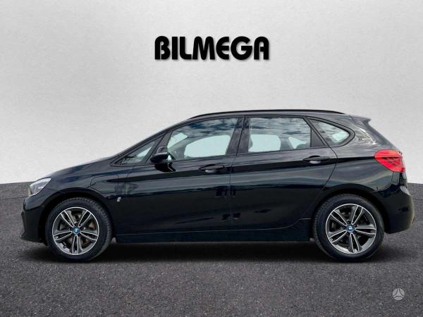 Black BMW 225 2018 in Marijampole, with an engine capacity of 1.50 L and mileage of 132 thousand km for 9250 €, photo 5 on AUTOMOTO.COM.LV
