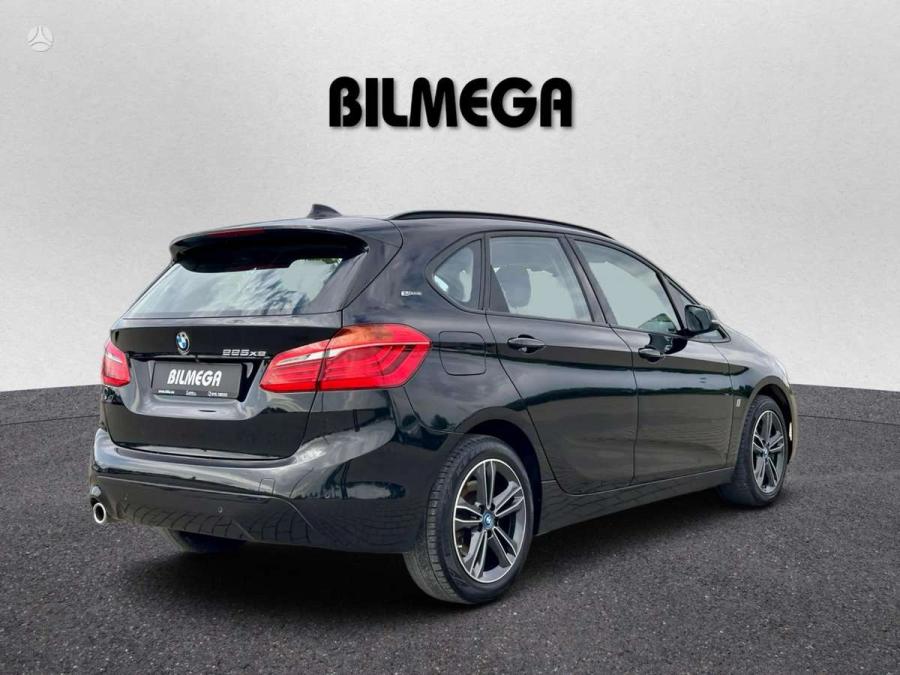 Melns BMW 225 2018 Marijampole, ar dzinēja tilpumu 1.50 L un nobraukumu 132 tūkst. km par 9250 €, foto 7 vietnē AUTOMOTO.COM.LV