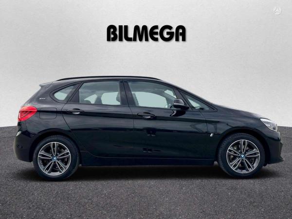 Black BMW 225 2018 in Marijampole, with an engine capacity of 1.50 L and mileage of 132 thousand km for 9250 €, photo 8 on AUTOMOTO.COM.LV