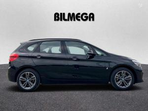 Melns BMW 225 2018 Marijampole, ar dzinēja tilpumu 1.50 L un nobraukumu 132 tūkst. km par 9250 €, foto 9 vietnē AUTOMOTO.COM.LV