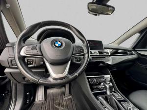 Melns BMW 225 2018 Marijampole, ar dzinēja tilpumu 1.50 L un nobraukumu 132 tūkst. km par 9250 €, foto 12 vietnē AUTOMOTO.COM.LV
