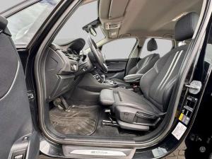 Melns BMW 225 2018 Marijampole, ar dzinēja tilpumu 1.50 L un nobraukumu 132 tūkst. km par 9250 €, foto 16 vietnē AUTOMOTO.COM.LV
