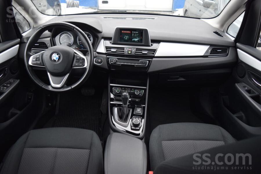 Black BMW 225 2021 in Riga, with an engine capacity of 1.50 L and mileage of 134 thousand km for 15900 €, photo 5 on AUTOMOTO.COM.LV