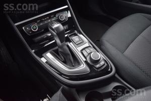 Black BMW 225 2021 in Riga, with an engine capacity of 1.50 L and mileage of 134 thousand km for 15900 €, photo 6 on AUTOMOTO.COM.LV