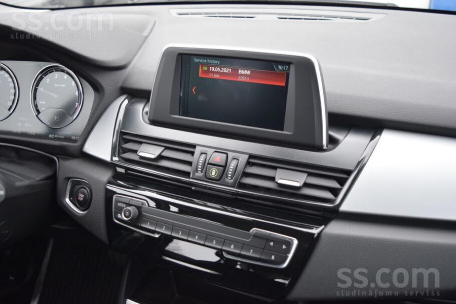 Black BMW 225 2021 in Riga, with an engine capacity of 1.50 L and mileage of 134 thousand km for 15900 €, photo 9 on AUTOMOTO.COM.LV
