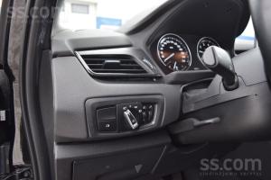 Black BMW 225 2021 in Riga, with an engine capacity of 1.50 L and mileage of 134 thousand km for 15900 €, photo 10 on AUTOMOTO.COM.LV