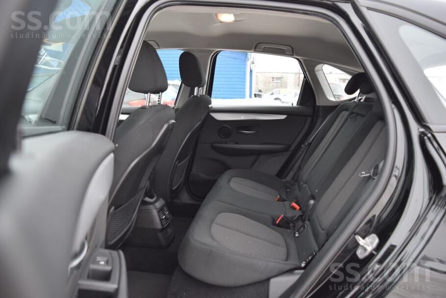Black BMW 225 2021 in Riga, with an engine capacity of 1.50 L and mileage of 134 thousand km for 15900 €, photo 14 on AUTOMOTO.COM.LV