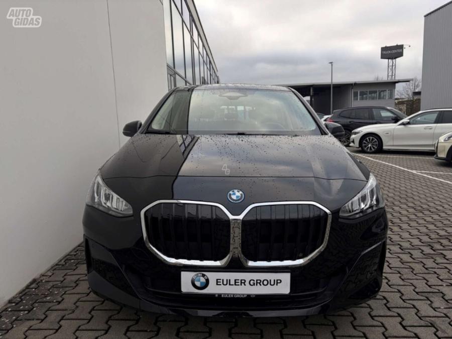 Melns BMW 225 2022 Kauņa, ar dzinēja tilpumu 1.50 L un nobraukumu 43 tūkst. km par 32699 €, foto 2 vietnē AUTOMOTO.COM.LV