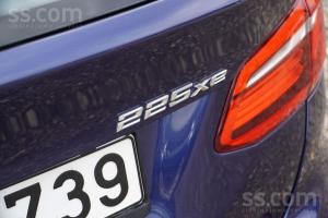 Blue BMW 225 2016 in Riga, with an engine capacity of 1.50 L and mileage of 158 thousand km for 13790 €, photo 11 on AUTOMOTO.COM.LV