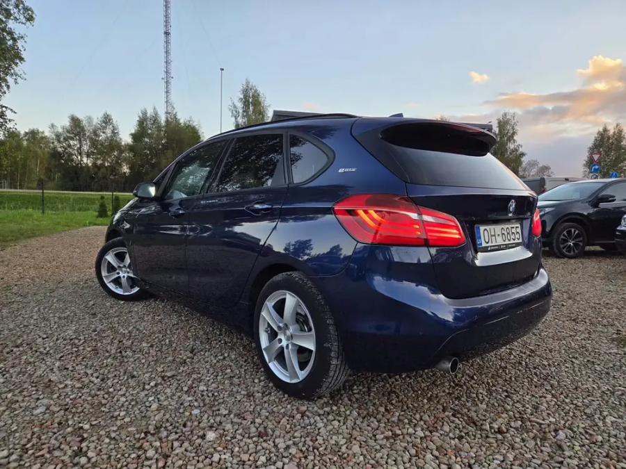 Blue BMW 225 2017 in Jelgava, with an engine capacity of 1.50 L and mileage of 186 thousand km for 11200 €, photo 9 on AUTOMOTO.COM.LV