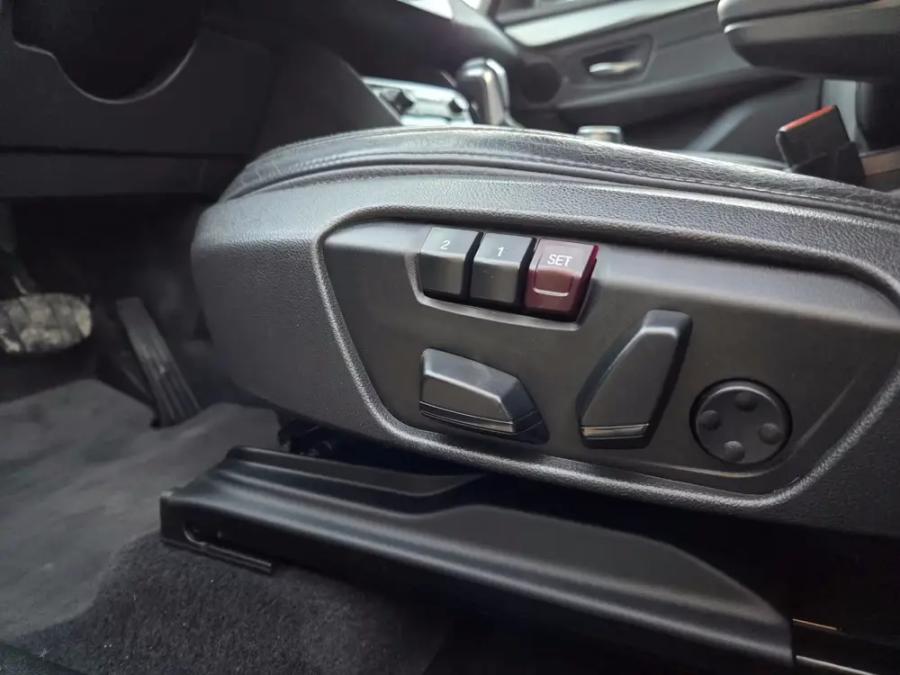 Blue BMW 225 2017 in Jelgava, with an engine capacity of 1.50 L and mileage of 186 thousand km for 11200 €, photo 11 on AUTOMOTO.COM.LV