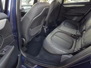 Blue BMW 225 2017 in Jelgava, with an engine capacity of 1.50 L and mileage of 186 thousand km for 11200 €, photo 15 on AUTOMOTO.COM.LV