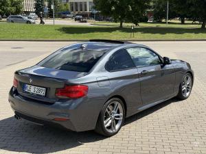 Grey BMW 225 2015 in Jonava, with an engine capacity of 2.00 L and mileage of 210 thousand km for 14000 €, photo 5 on AUTOMOTO.COM.LV