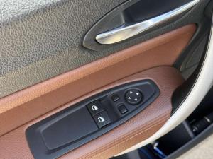 Grey BMW 225 2015 in Jonava, with an engine capacity of 2.00 L and mileage of 210 thousand km for 14000 €, photo 8 on AUTOMOTO.COM.LV