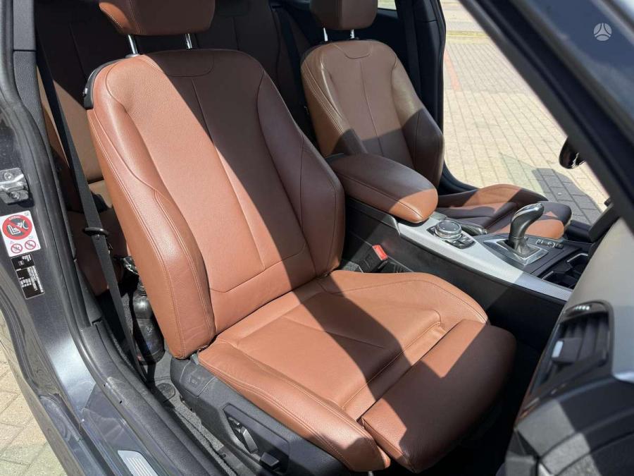 Grey BMW 225 2015 in Jonava, with an engine capacity of 2.00 L and mileage of 210 thousand km for 14000 €, photo 16 on AUTOMOTO.COM.LV
