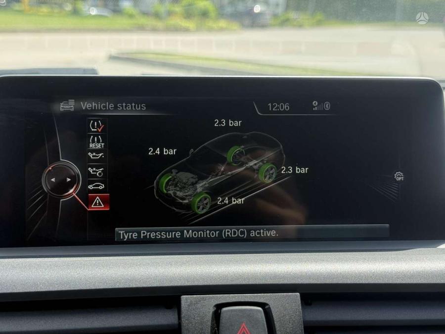 Grey BMW 225 2015 in Jonava, with an engine capacity of 2.00 L and mileage of 210 thousand km for 14000 €, photo 29 on AUTOMOTO.COM.LV