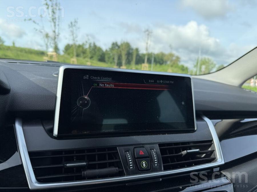 Pelēks BMW 225 2017 Rīga, ar dzinēja tilpumu 1.50 L un nobraukumu 228 tūkst. km par 10250 €, foto 26 vietnē AUTOMOTO.COM.LV