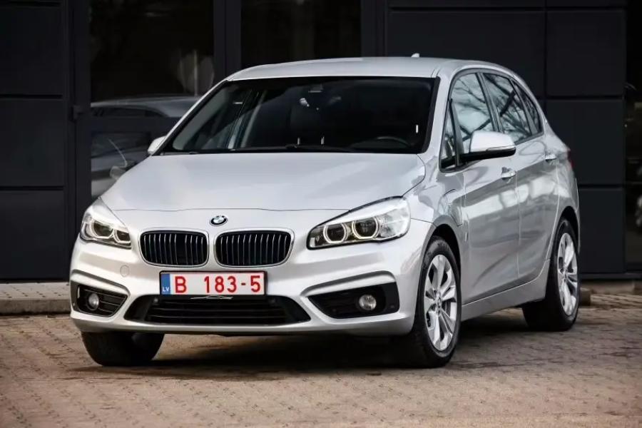 Pelēks BMW 225 2017 Jelgava, ar dzinēja tilpumu 1.50 L un nobraukumu 0 tūkst. km par 11590 €, foto 1 vietnē AUTOMOTO.COM.LV