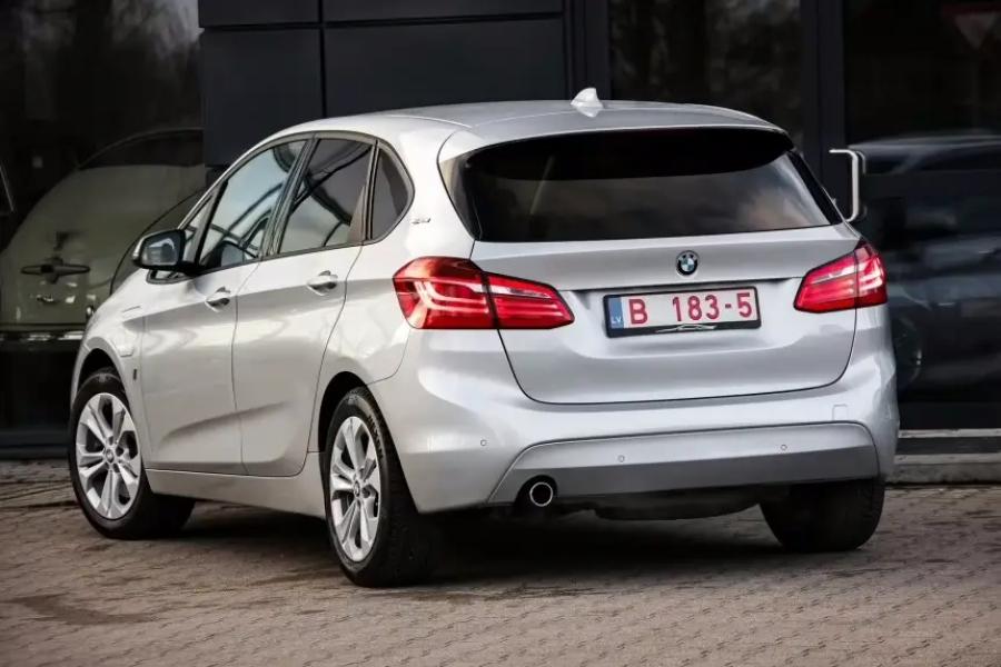 Pelēks BMW 225 2017 Jelgava, ar dzinēja tilpumu 1.50 L un nobraukumu 0 tūkst. km par 11590 €, foto 10 vietnē AUTOMOTO.COM.LV