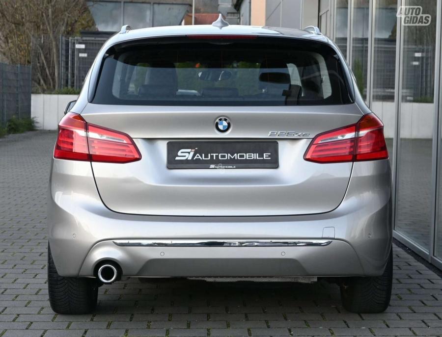 Grey BMW 225 2020 in Kaunas, with an engine capacity of 0.00 L and mileage of 50 thousand km for 21834 €, photo 4 on AUTOMOTO.COM.LV