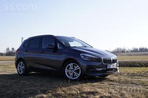 BMW 225 2020 Rīga, ar dzinēja tilpumu 1.50 L un nobraukumu 127 tūkst. km par 13990 €, foto  vietnē AUTOMOTO.COM.LV