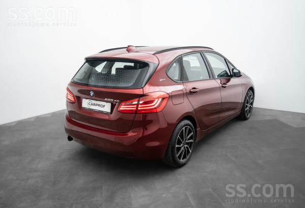 Sarkans BMW 225 2016 Tallina, ar dzinēja tilpumu 1.50 L un nobraukumu 175 tūkst. km par 11499 €, foto 4 vietnē AUTOMOTO.COM.LV