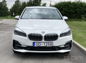 Белый БМВ 225 2020 в Рига, объемом двигателя 1.50 л и пробегом 117 тыс. км за 16000 €, фото 7 на AUTOMOTO.COM.LV