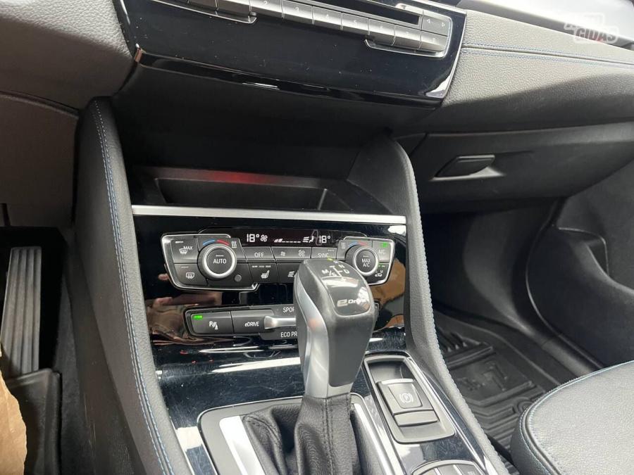 White BMW 225 2016 in Kaunas, with an engine capacity of 1.50 L and mileage of 168 thousand km for 12499 €, photo 7 on AUTOMOTO.COM.LV