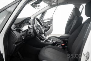 Balts BMW 225 2017 Tallina, ar dzinēja tilpumu 1.50 L un nobraukumu 153 tūkst. km par 9998 €, foto 10 vietnē AUTOMOTO.COM.LV