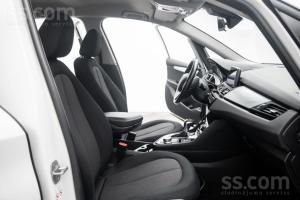 Balts BMW 225 2017 Tallina, ar dzinēja tilpumu 1.50 L un nobraukumu 153 tūkst. km par 9998 €, foto 13 vietnē AUTOMOTO.COM.LV