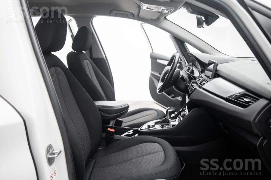 Balts BMW 225 2017 Tallina, ar dzinēja tilpumu 1.50 L un nobraukumu 153 tūkst. km par 9998 €, foto 13 vietnē AUTOMOTO.COM.LV