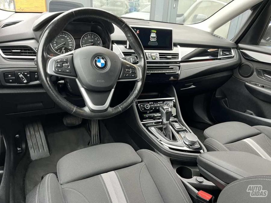 White BMW 225 2018 in Kaunas, with an engine capacity of 1.50 L and mileage of 207 thousand km for 10500 €, photo 6 on AUTOMOTO.COM.LV