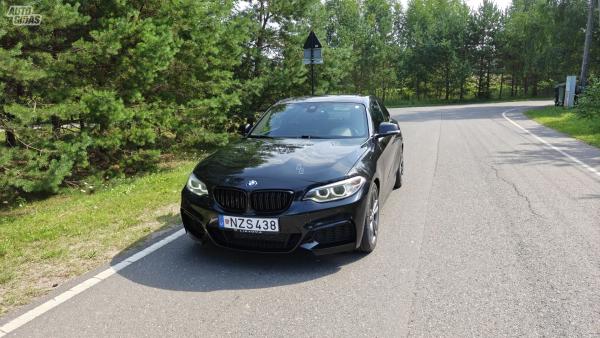 Melns BMW 228 2016 Viļņa, ar dzinēja tilpumu 2.00 L un nobraukumu 130 tūkst. km par 12900 €, foto 3 vietnē AUTOMOTO.COM.LV