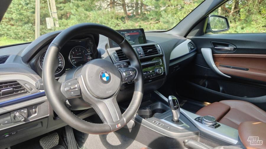 Black BMW 228 2016 in Vilnius, with an engine capacity of 2.00 L and mileage of 130 thousand km for 12900 €, photo 18 on AUTOMOTO.COM.LV