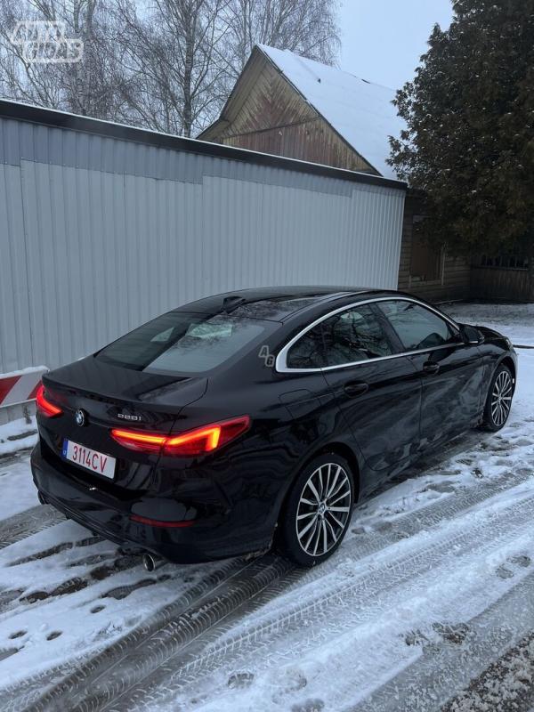 Black BMW 228 2021 in Vilnius, with an engine capacity of 2.00 L and mileage of 132 thousand km for 19500 €, photo 8 on AUTOMOTO.COM.LV