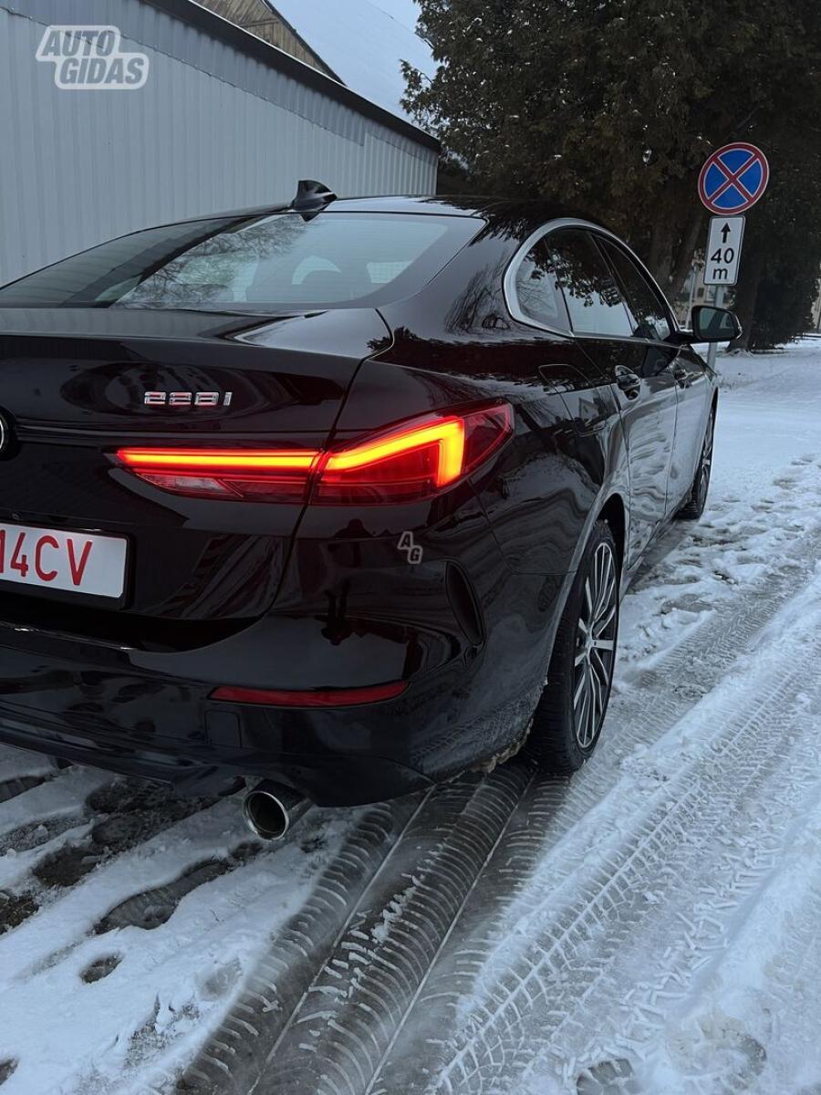 Black BMW 228 2021 in Vilnius, with an engine capacity of 2.00 L and mileage of 132 thousand km for 19500 €, photo 9 on AUTOMOTO.COM.LV