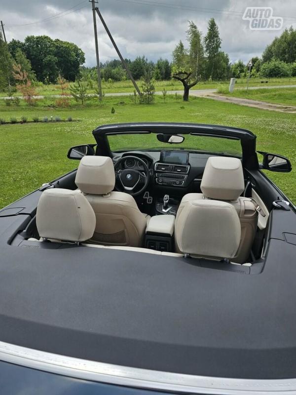 Blue BMW 228 2016 in Vilnius, with an engine capacity of 2.00 L and mileage of 123 thousand km for 14500 €, photo 9 on AUTOMOTO.COM.LV