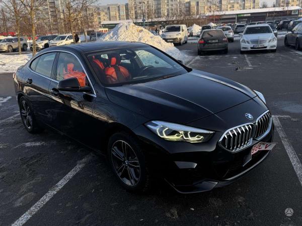 Melns BMW 228 Gran Coupe 2020 Viļņa, ar dzinēja tilpumu 2.00 L un nobraukumu 38 tūkst. km par 19900 €, foto 2 vietnē AUTOMOTO.COM.LV