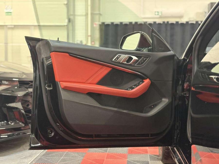 Melns BMW 228 Gran Coupe 2020 Viļņa, ar dzinēja tilpumu 2.00 L un nobraukumu 39 tūkst. km par 18490 €, foto 13 vietnē AUTOMOTO.COM.LV