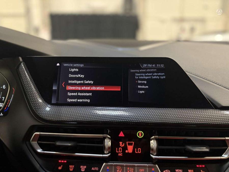 Melns BMW 228 Gran Coupe 2020 Viļņa, ar dzinēja tilpumu 2.00 L un nobraukumu 39 tūkst. km par 18490 €, foto 28 vietnē AUTOMOTO.COM.LV