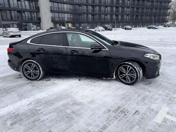 Black BMW 228 Gran Coupe 2021 in Druskininkai, with an engine capacity of 2.00 L and mileage of 123 thousand km for 20500 €, photo 2 on AUTOMOTO.COM.LV