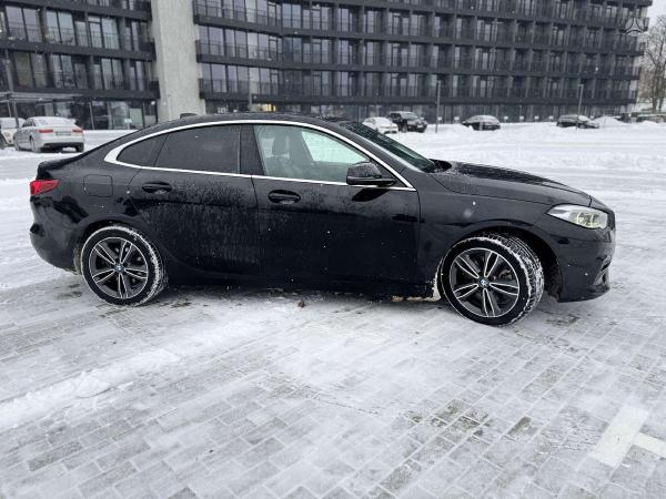 Black BMW 228 Gran Coupe 2021 in Druskininkai, with an engine capacity of 2.00 L and mileage of 123 thousand km for 20500 €, photo 3 on AUTOMOTO.COM.LV