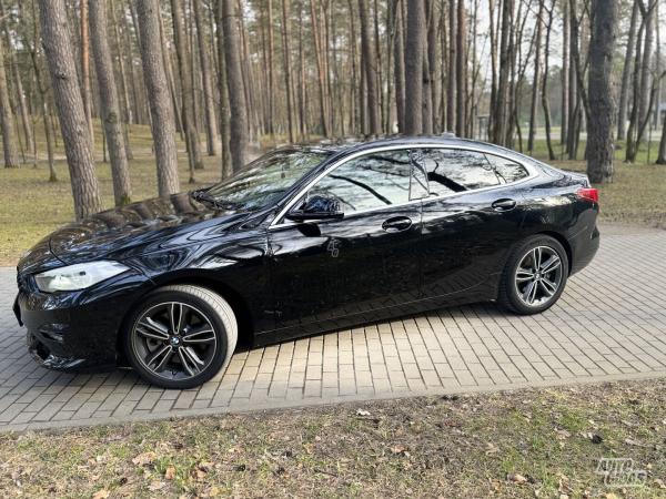 Melns BMW 228 Gran Coupe 2021 Druskininkai, ar dzinēja tilpumu 2.00 L un nobraukumu 120 tūkst. km par 20000 €, foto 3 vietnē AUTOMOTO.COM.LV